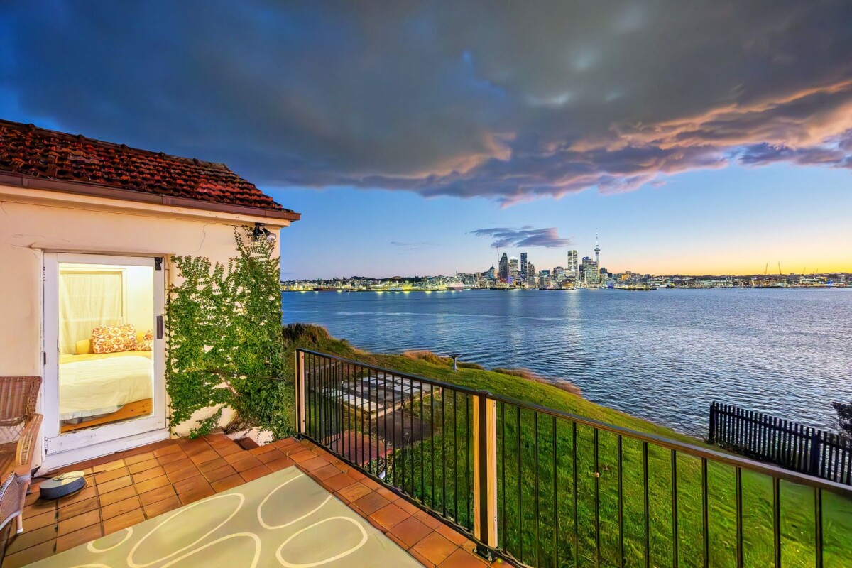 Land, Location, Views – A Rare Opportunity, Enquiries Over $3,000,000 ...
